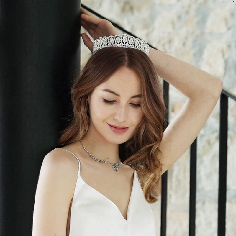 Athena Collection - Crystal Sparkle Tiara - Silver - Ahb20 | Athena ...